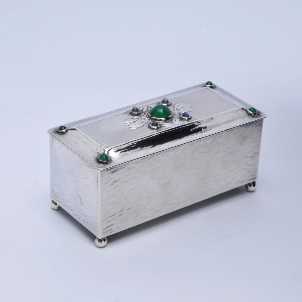 Small silver box with chrysoprase and moonstones - The Pear Tree Collection