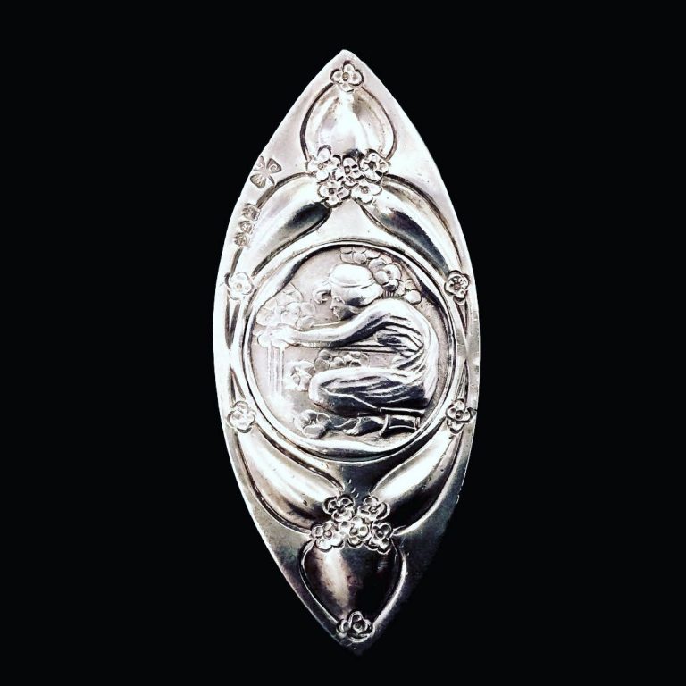 A Kate Harris art nouveau silver buckle - The Pear Tree Collection